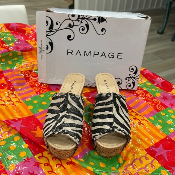Rampage | Shoes | Rampage Quick Platform Wedge Slides | Poshmark